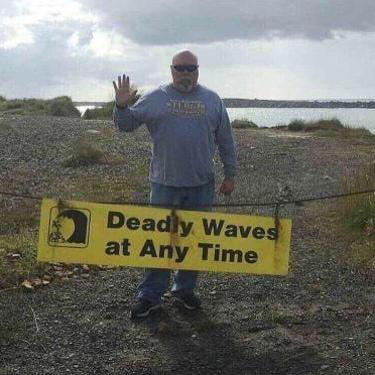 Dave the Killer Wave - 9GAG