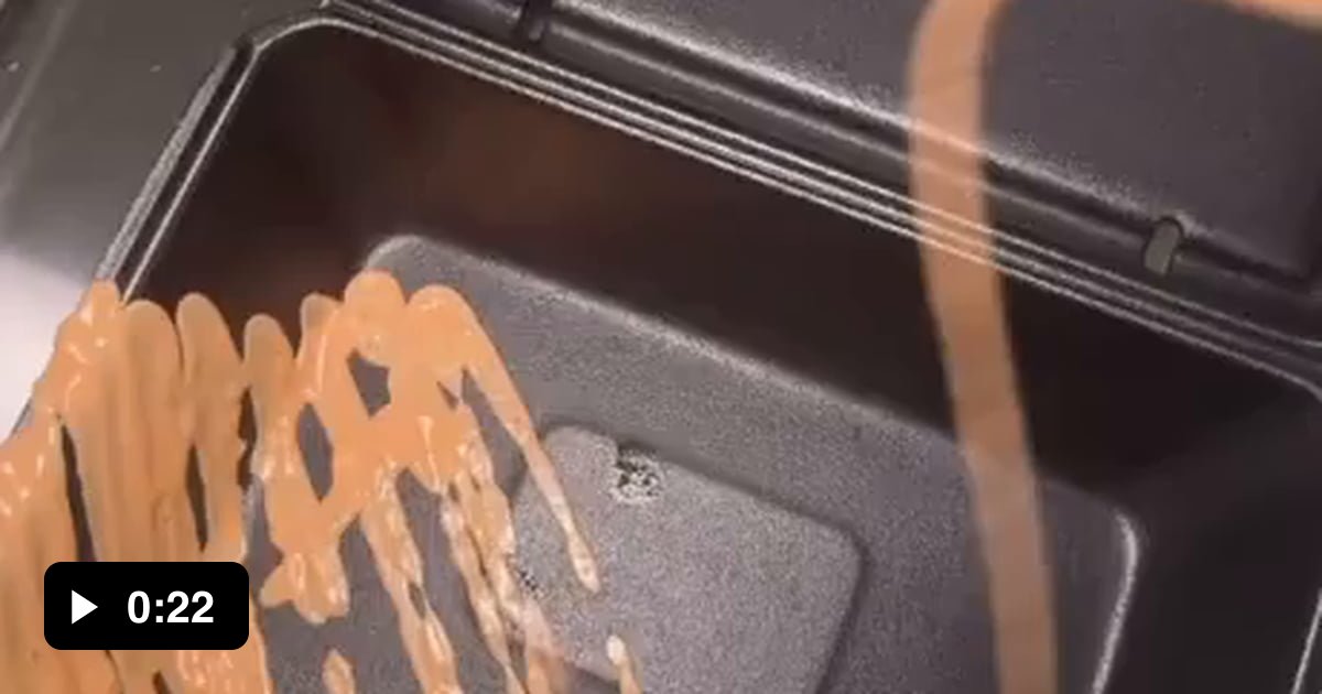 Extra sauce? yeah, no wait - 9GAG