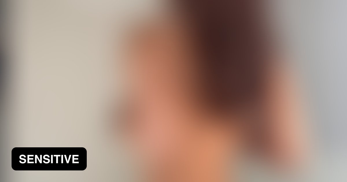 Such a red tiny thong - 9GAG