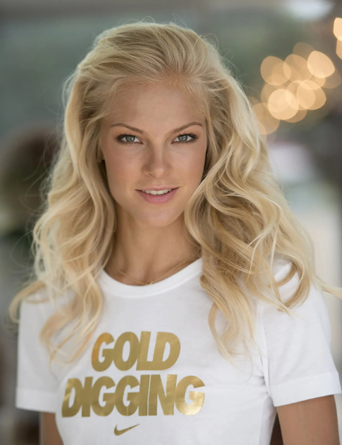 Yeah. whatever. still would - 9GAG