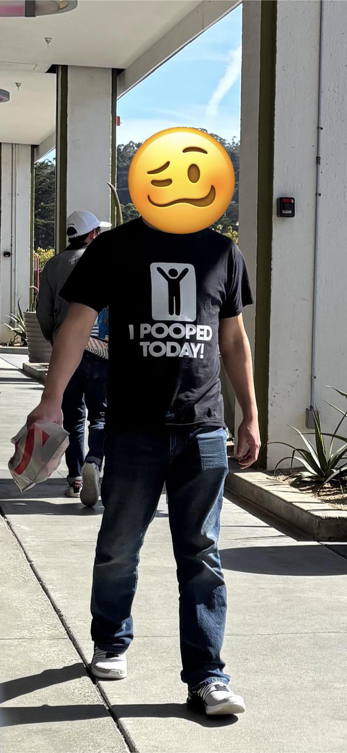 Walking around the mall - 9GAG