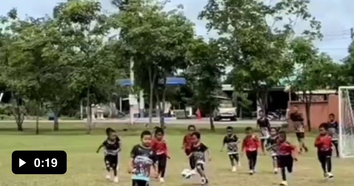 Monday, monday, yes, yes... - 9GAG