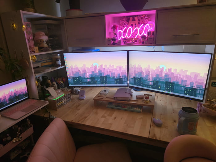 Cozy gaming while it's snowing outside. - 9GAG