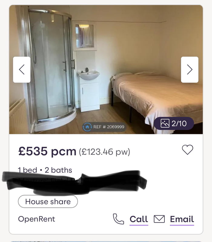 Shower in the bedroom? - 9GAG