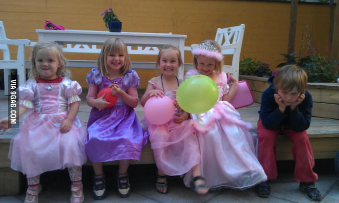 Worst Party Ever - 9GAG