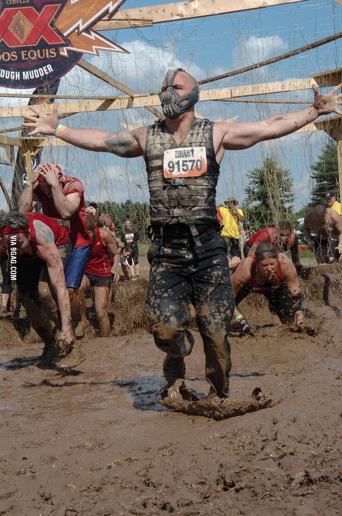 Obstacle course cosplay. - 9GAG