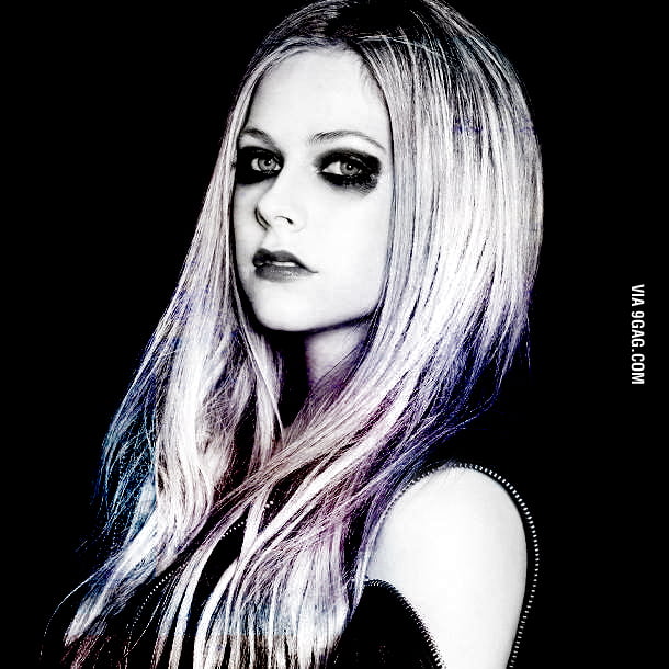 Avril is the real Harley Quinn - 9GAG