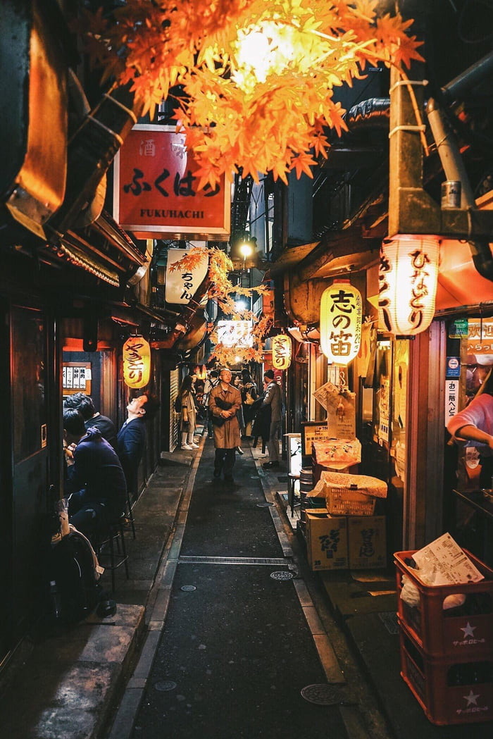 Restaurant on a side street somewhere in japan - 9GAG