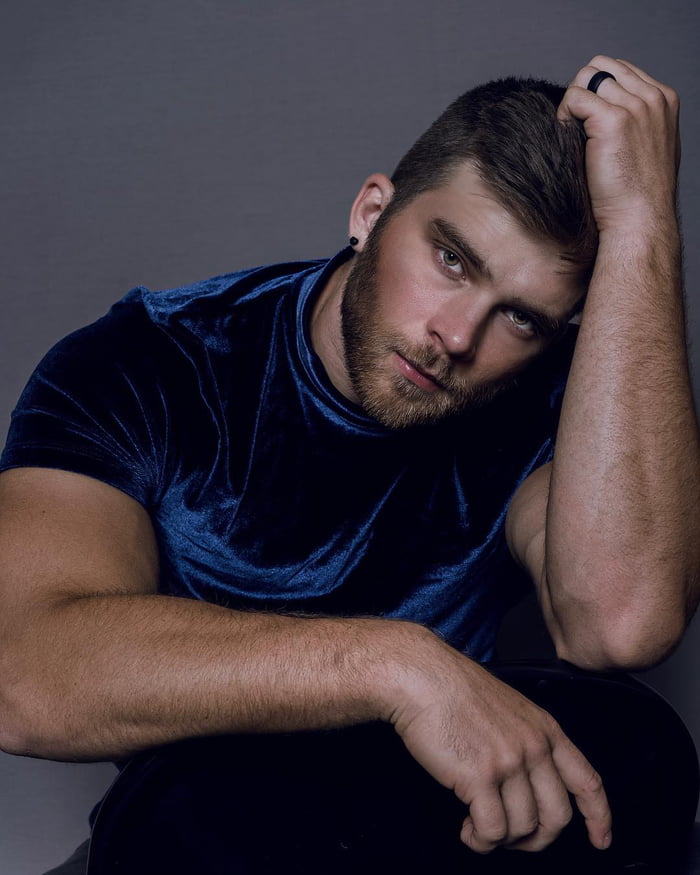 And one last photo of Alex Lederman - 9GAG