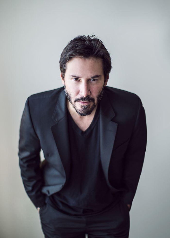 Keanu Reeves. Aging like a fine wine 🔥 - 9GAG