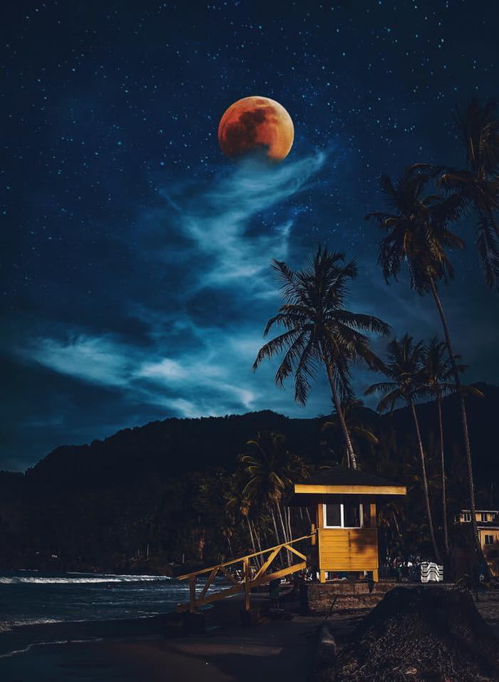 Saw the moon posted here today. Here it is again in Trinidad and Tobago ...