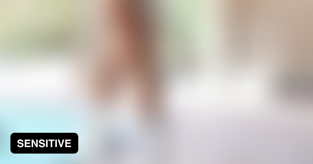 Posing in white - 9GAG