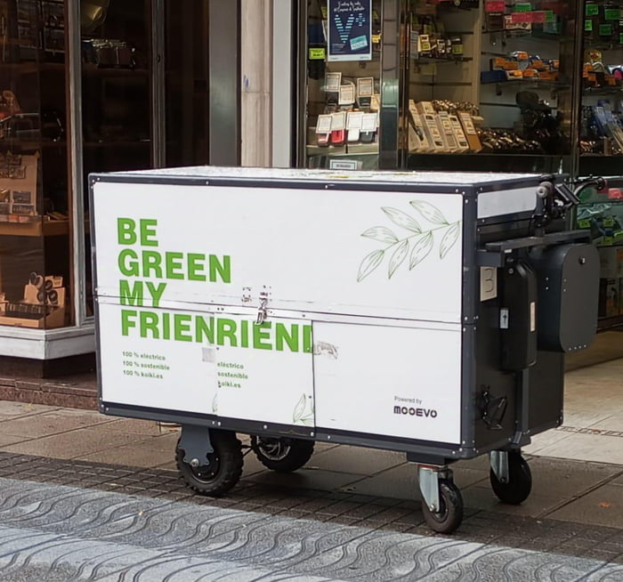 A enviromentally-friendly container - 9GAG