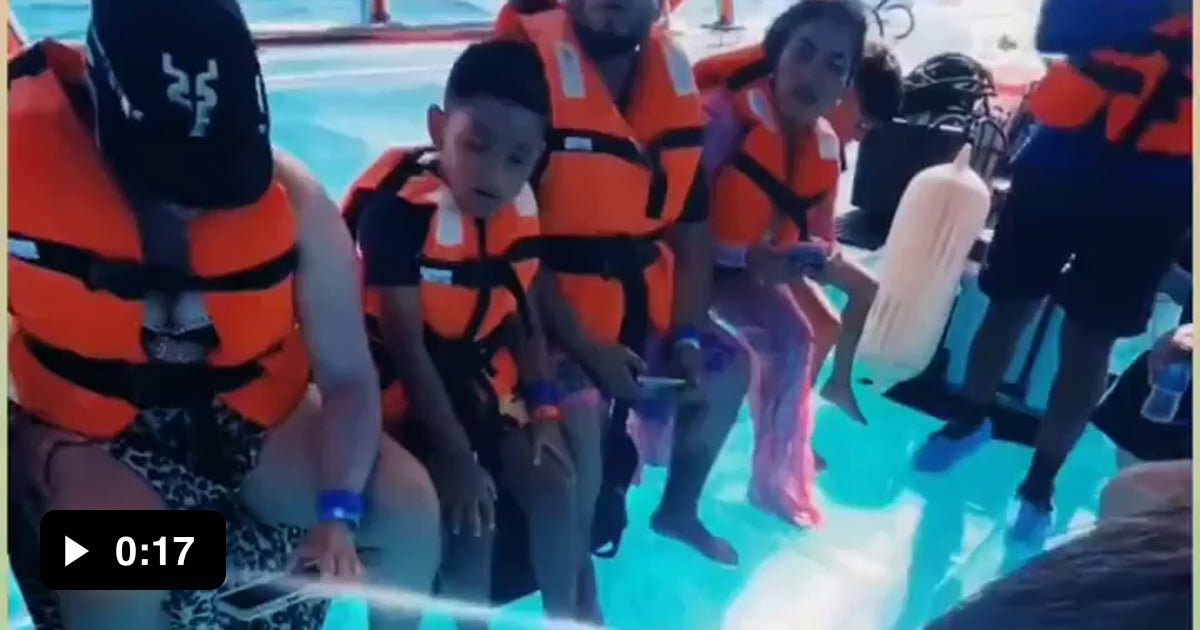 Transparent boat ⛵ - 9GAG