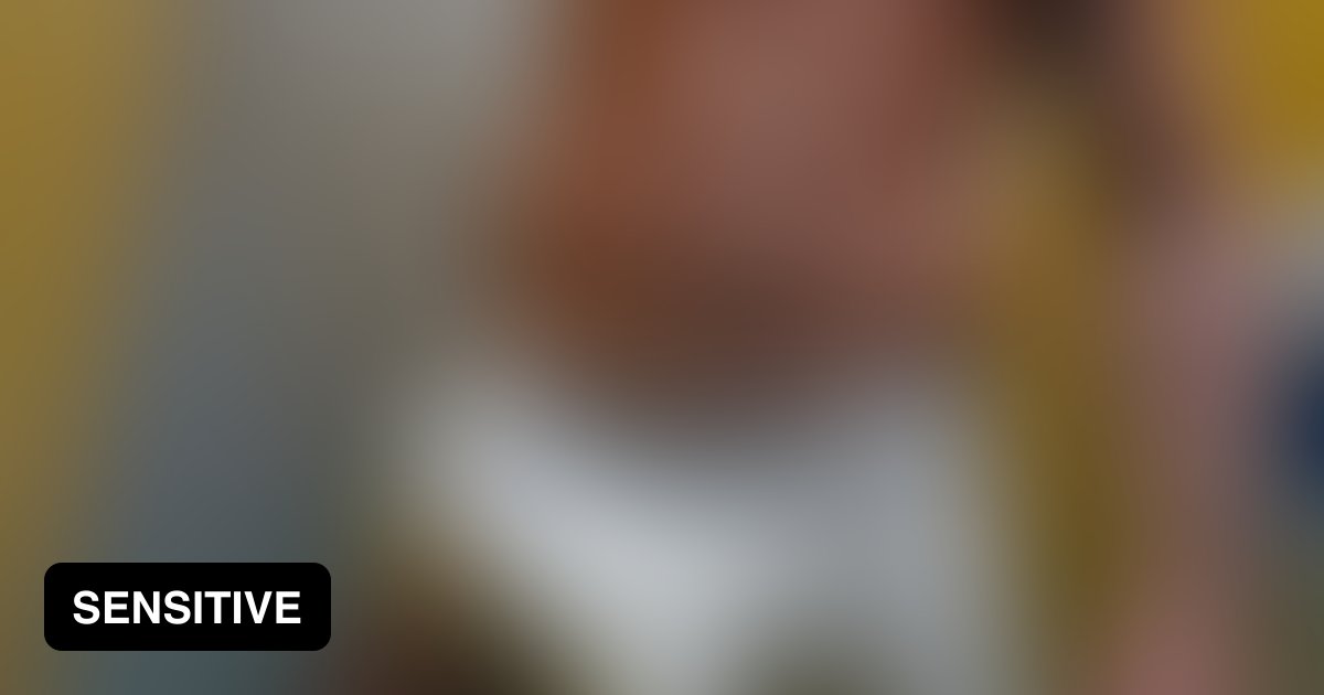 Lonsdale bulge - 9GAG