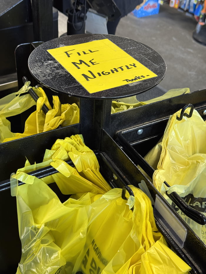 Dollar General bag rack needs to calm down - 9GAG