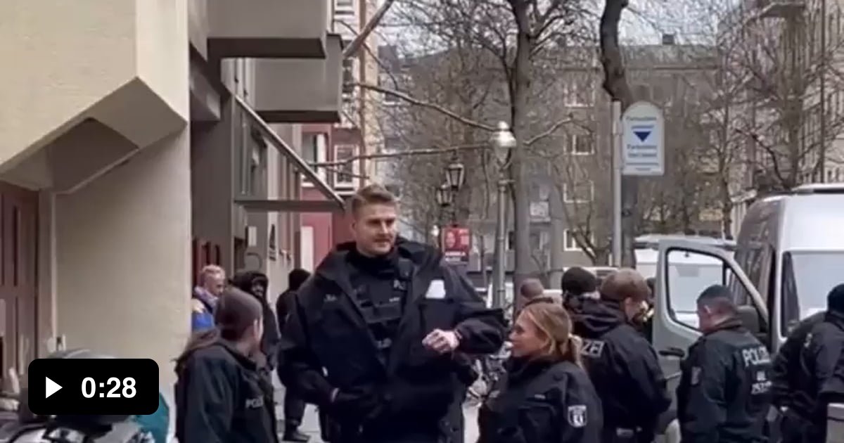 Absolute unit of a german police officer - 9GAG