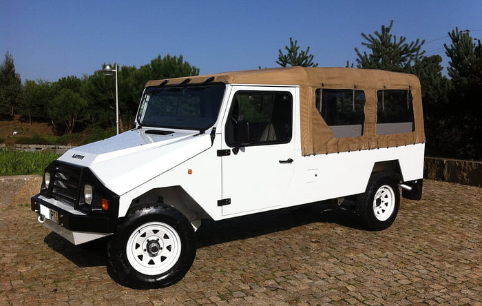 UMM Alter 2000 - 9GAG