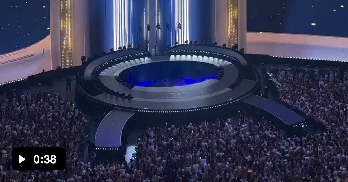 Las Vegas Sphere presenting a stunning audio and visual entertainment ...