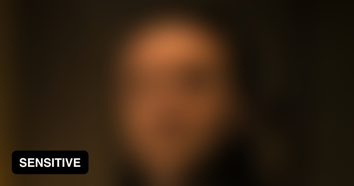 The Forehead of us - 9GAG