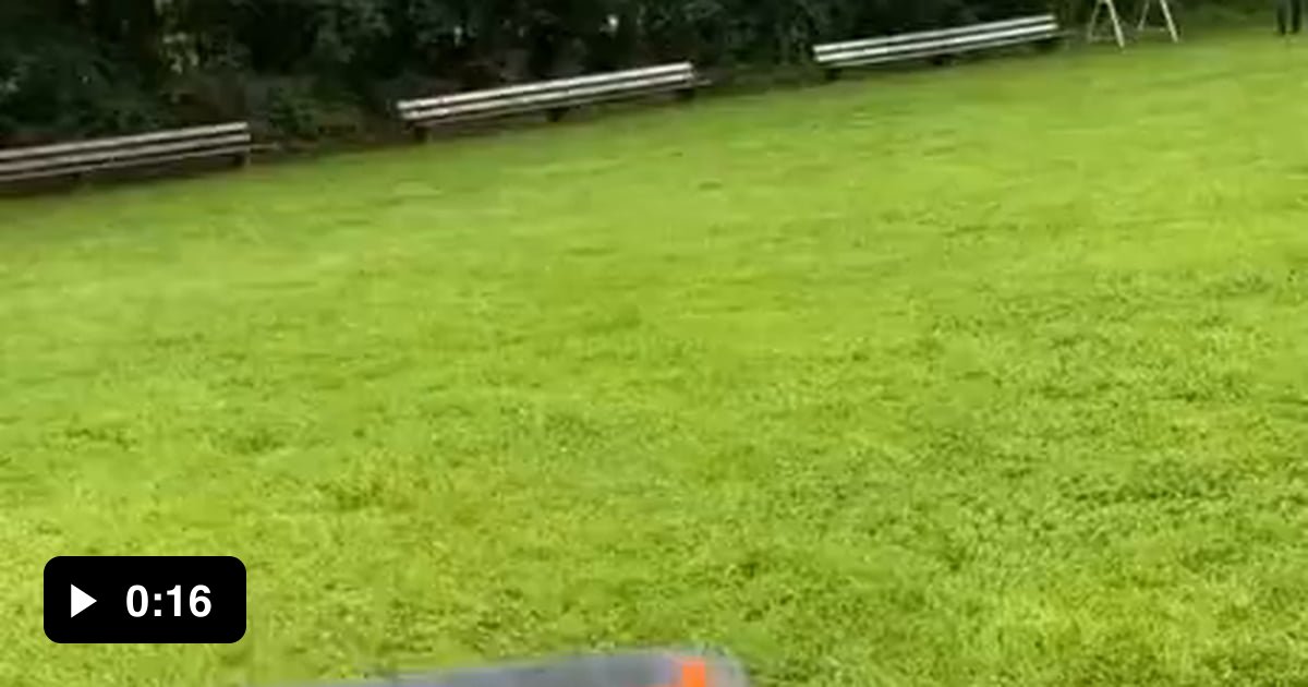 Gentle throw up - 9GAG