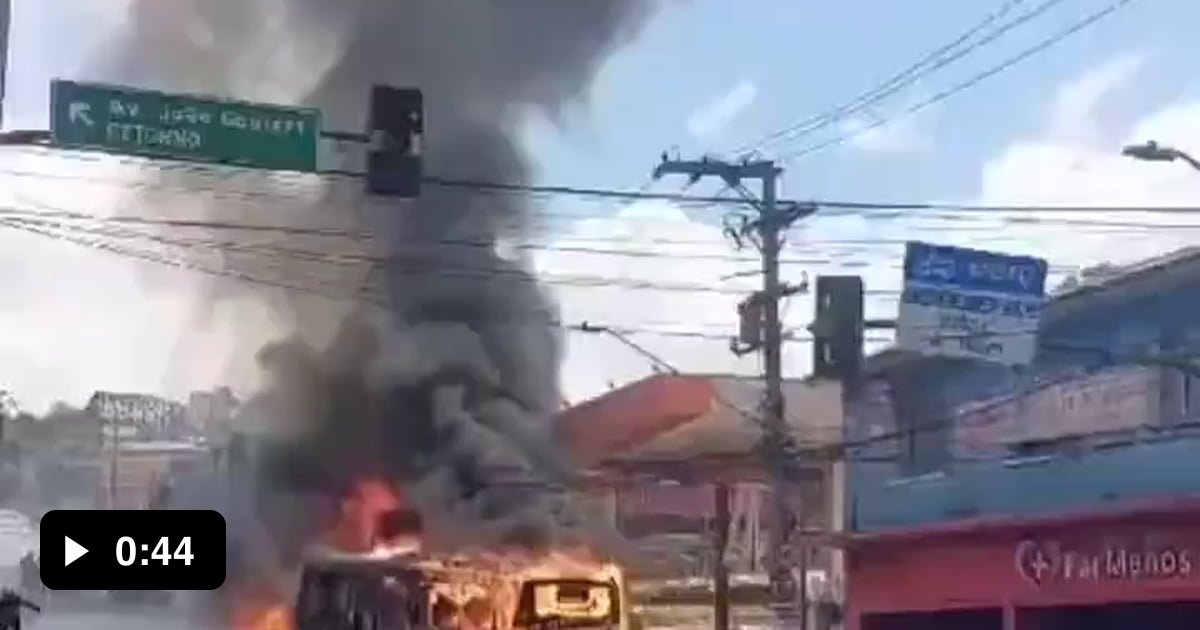 Liar liar, bus on fire - 9GAG
