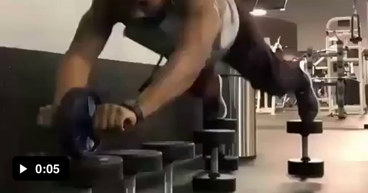 Using dumbbells for pushups - 9GAG