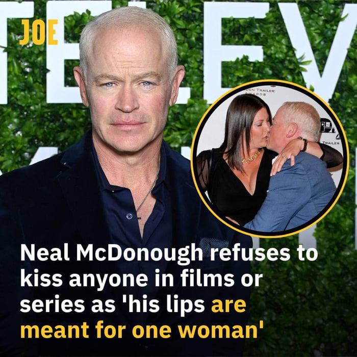 This is the smart thing to do in the Metoo era. - 9GAG