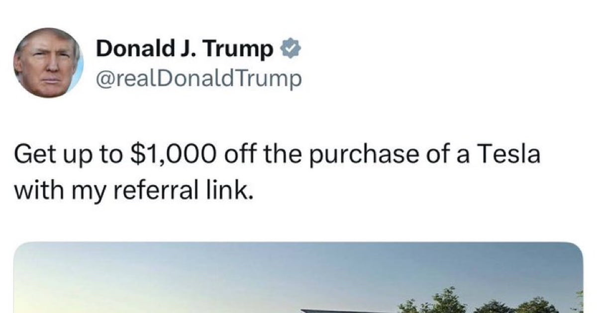 Master of the deal. Let’s drain the swamp - 9GAG