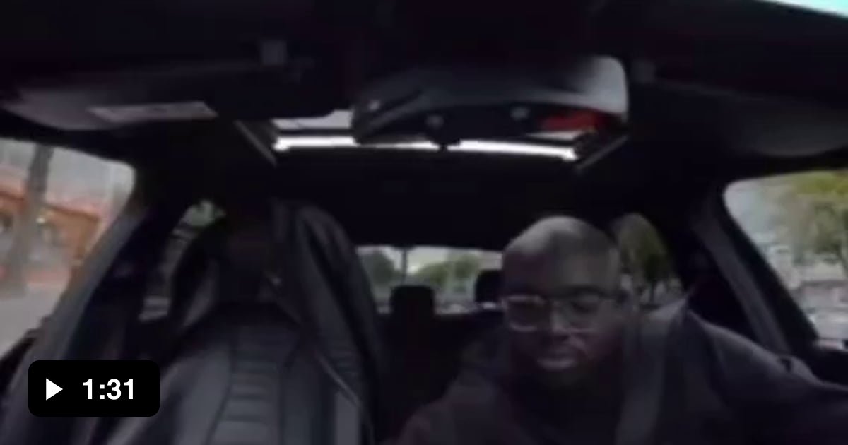 African taxi driver teaches Arab manner - 9GAG