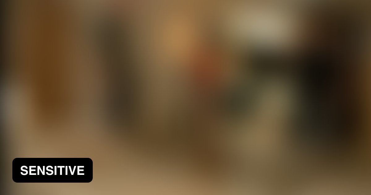 The insurance agent and the beautiful wife of the gangster boss - 9GAG