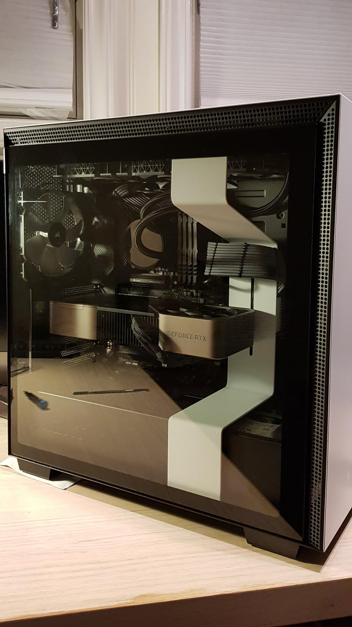 New case and gpu installed! - 9GAG