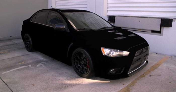 Mitsubishi Lancer Vantablack - 9GAG