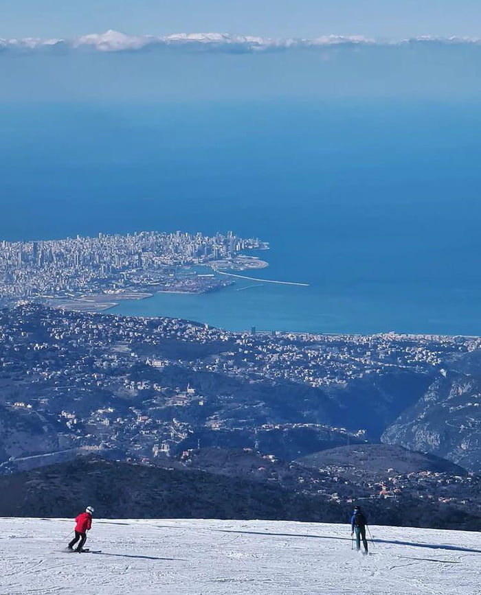 Skiing in Mzaar ski center, Lebanon. - 9GAG