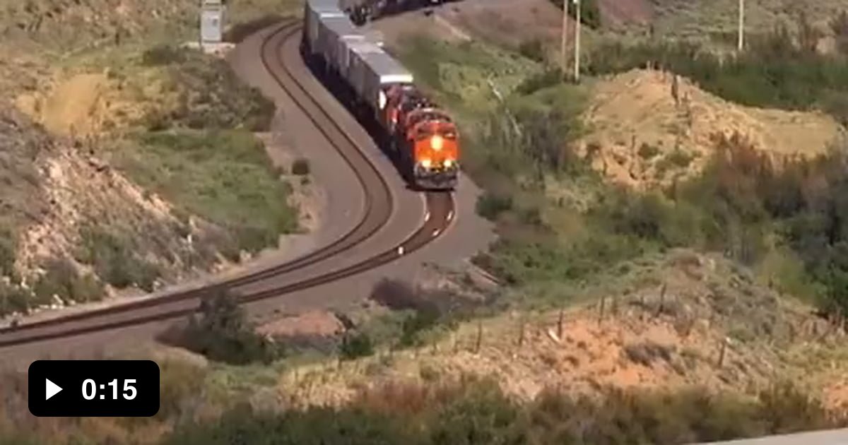 A VERY long Train - 9GAG