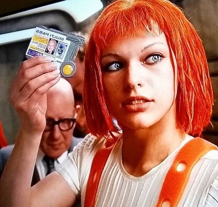 Mila Jovovich in The Fifth Element (May 9th, 1997) 25y 5d - 9GAG