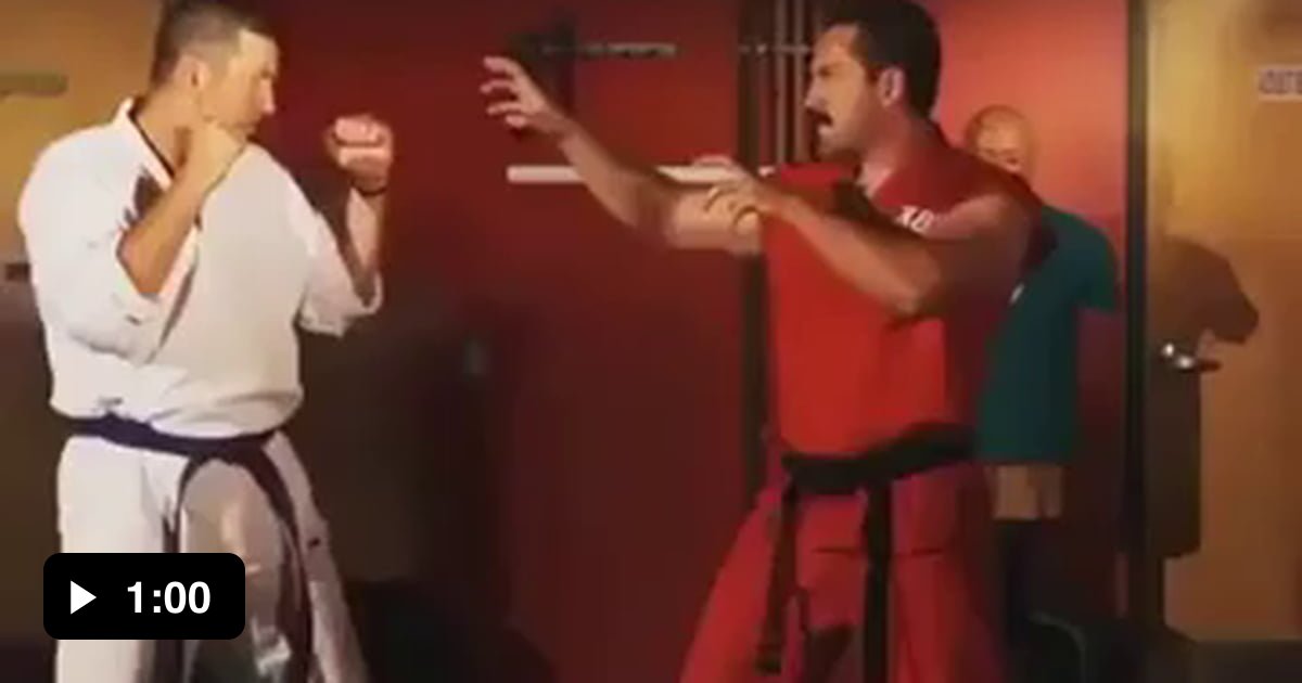 Red Gi guy: full mastery of one technique - nut cracker - 9GAG