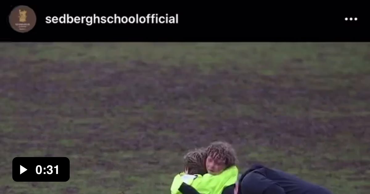 Come On Bob! Give me a Hug - 9GAG