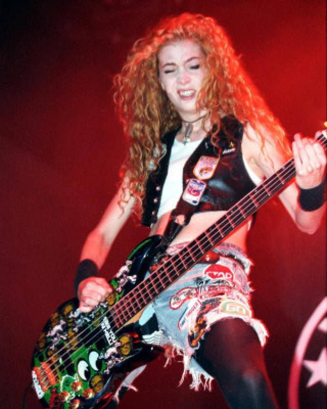 Sean Yseult on stage with White Zombie, 1992 - 9GAG