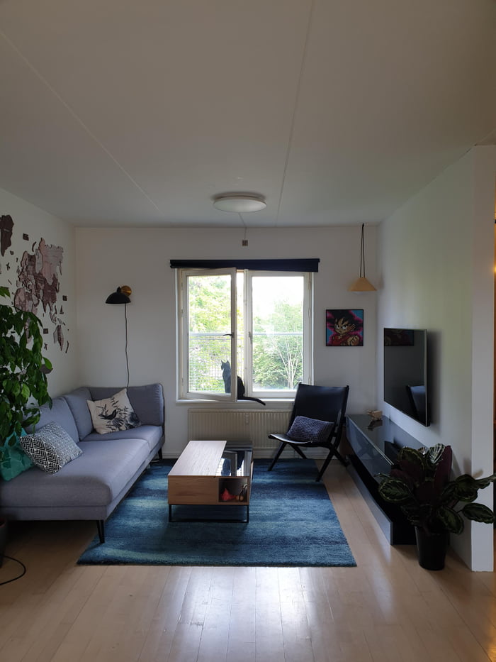 Small living room in Copenhagen, Denmark - 9GAG