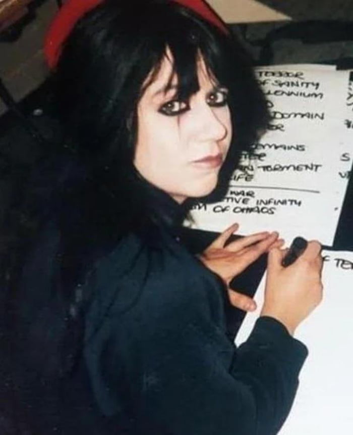 Jo Bench Bolt Thrower bassist one of the first female Death Metal ...