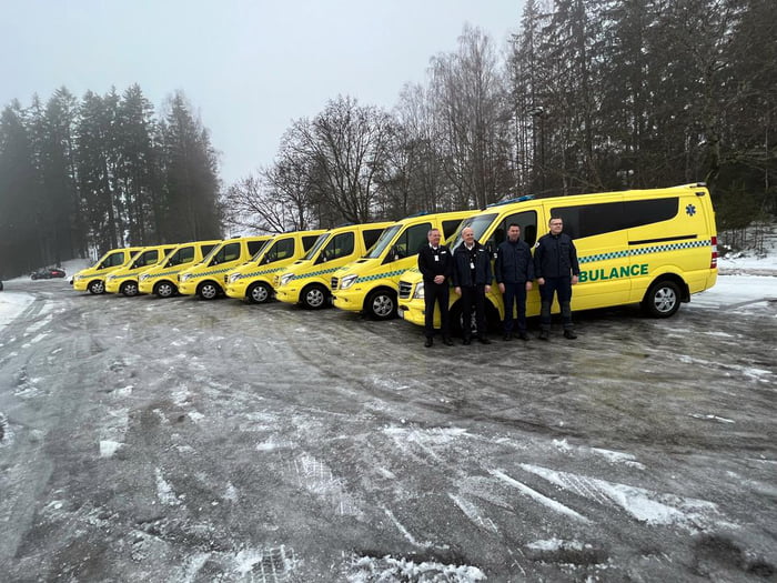 Norway is sending 8 ambulances to ukraine. All been in for service and ...