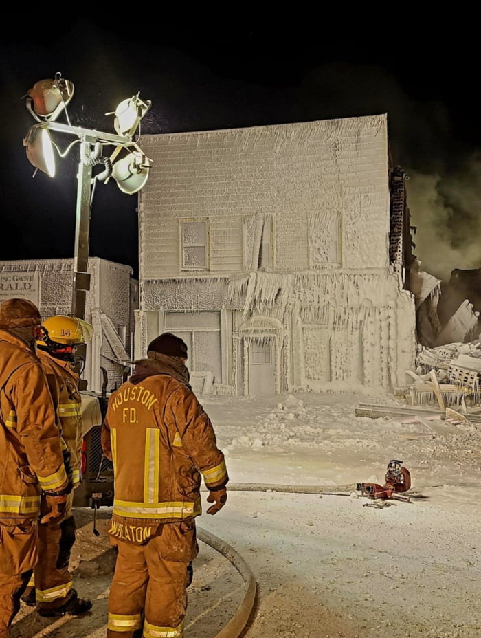 This building caught fire in Minnesota and the fire department put it ...