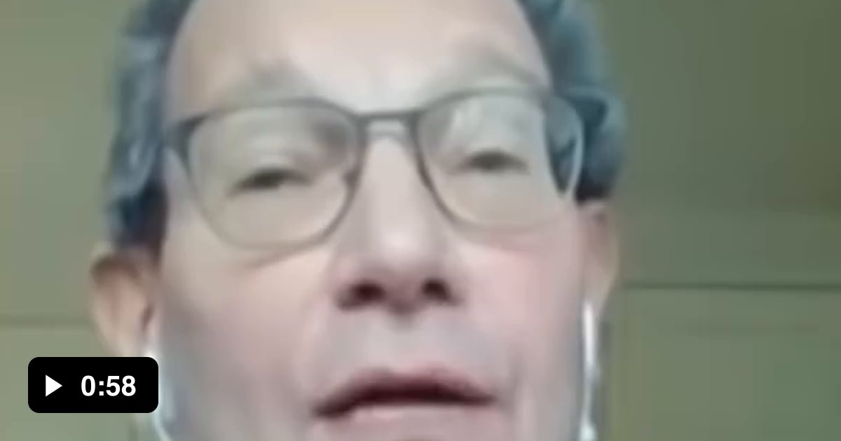 Indian reporter DESTROYS American professor - 9GAG