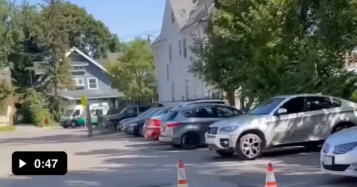 Smiley in the Sky. - 9GAG