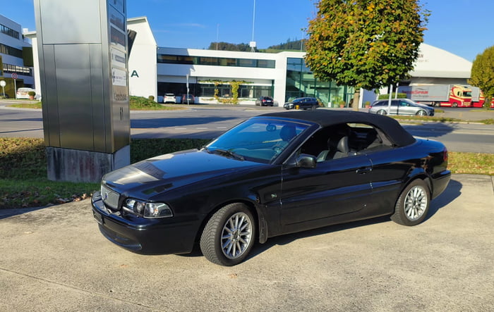 I have bought one of the most beautiful volvo ever built - 9GAG