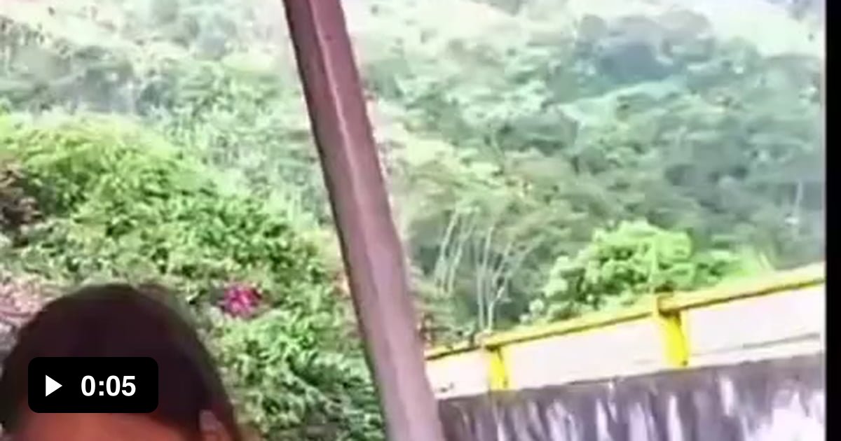 Throwing a flashbang! - 9GAG