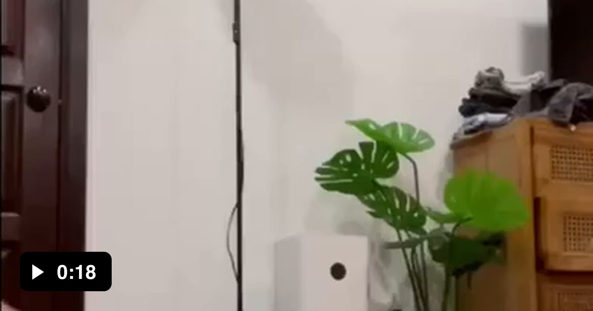 Move aside and let the master baker show you how it’s done. - 9GAG