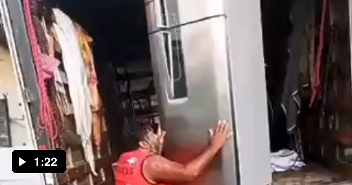 POV: you hire a moving company in Brazil - 9GAG
