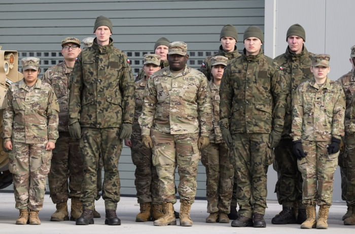 Woke army meet Polish army - 9GAG
